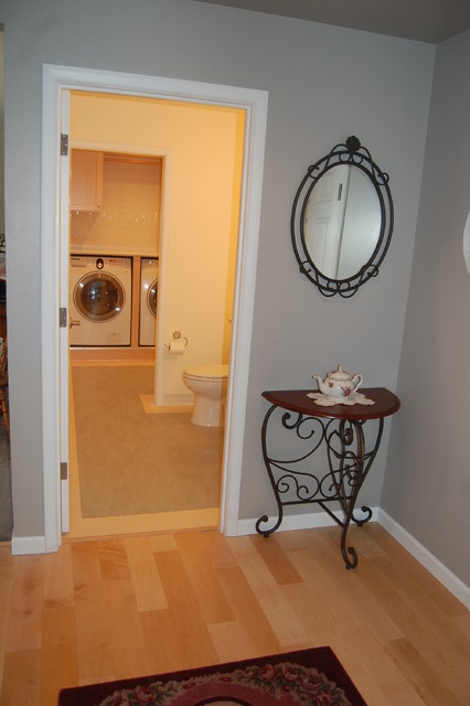 Laundry Room/Powder Room - Traditional - Laundry Room - Seattle | Houzz