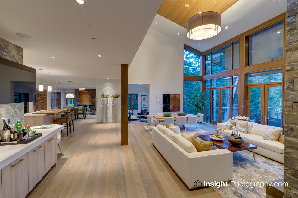 2927 Ancient Cedars Lane - Modern - Living Room - Vancouver - by ...