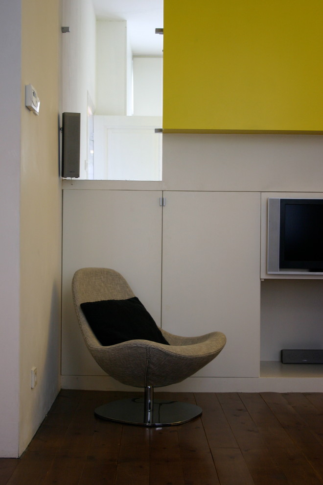 50m2 made extremely useful - Modern - Living Room - Amsterdam - by ...