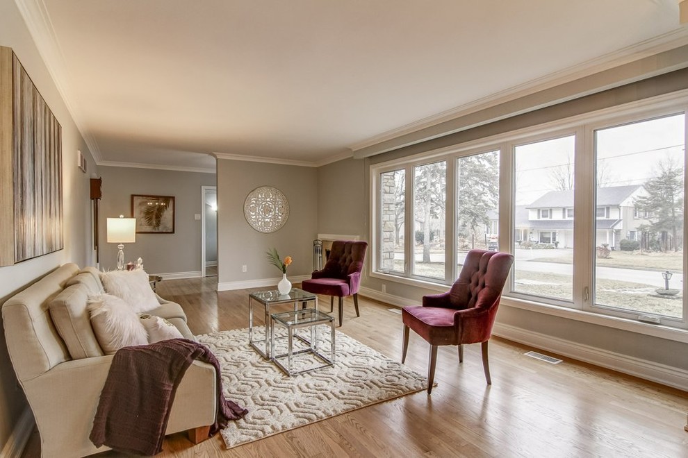 8 JOHN BECK CRESCENT, BRAMPTON - Midcentury - Living Room - Toronto ...