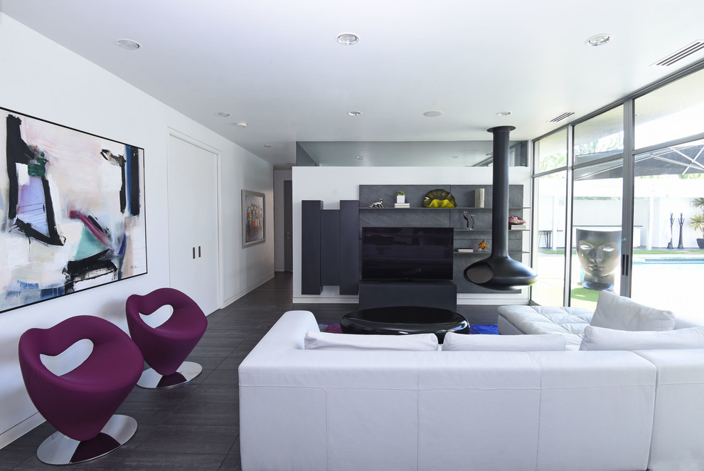 A Vibrant Texas Modern - Modern - Living Room - Dallas - by Cantoni | Houzz