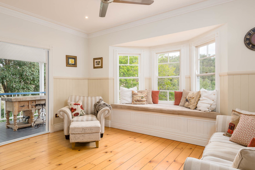 Australian Homes - Rustic - Living Room - Brisbane - by Peter Taylor ...