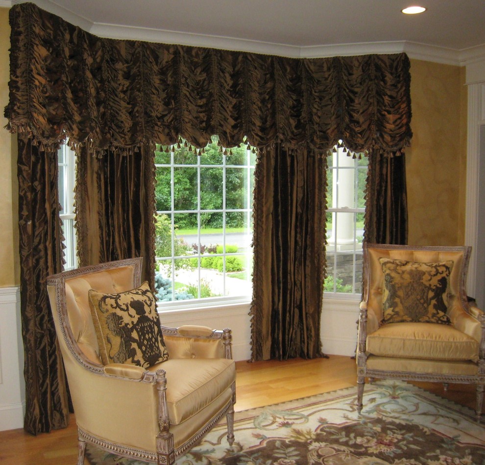 Austrian valance with pinch pleated drapes - Traditional - Living Room ...