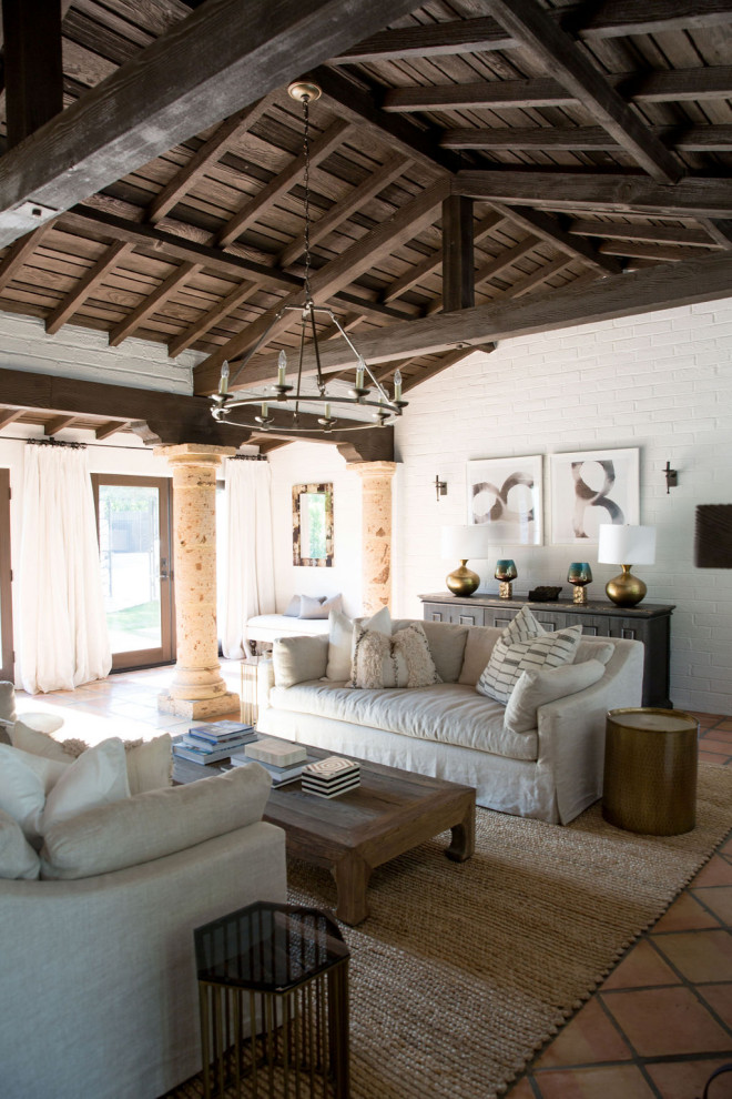 AVENIDA PALOS VERDES - Méditerranéen - Salon - Los Angeles - par Jenn ...