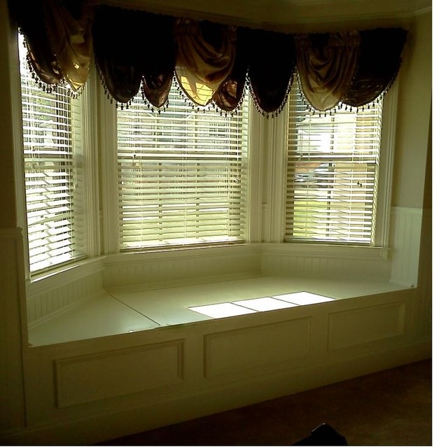 Bay Window Seat with Storage - Traditional - Living Room - Atlanta - by ...