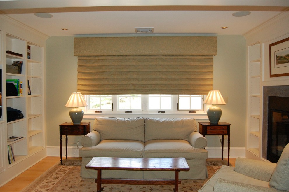 Blinds & Shades - Traditional - Living Room - Tampa - by Shades IN ...