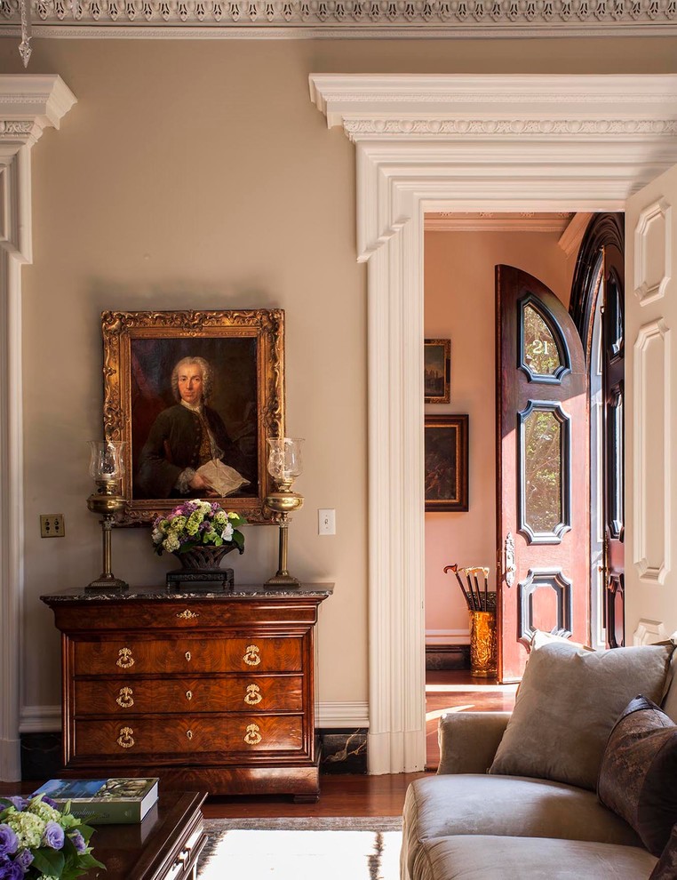 Charleston - Traditional - Living Room - Charleston - by SLC Interiors ...