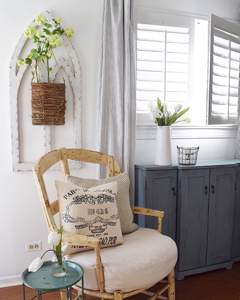 Charming Country Cottage: Collaboration W/ Jenny - Beach Style - Living ...