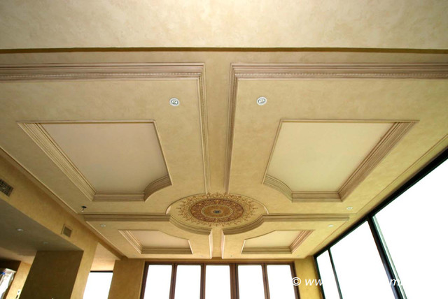 Coffered Ceilings and Beams - Clásico - Salón - Nueva York - de Trim ...