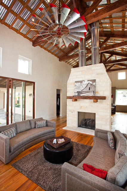 Contemporary Home with Timber Trusses - Éclectique - Salon - Austin ...