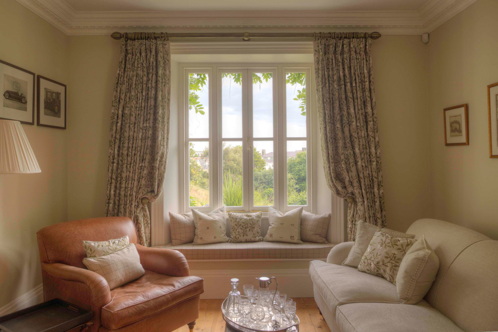 Country Home - Country - Living Room - Channel Islands - by Skyway ...