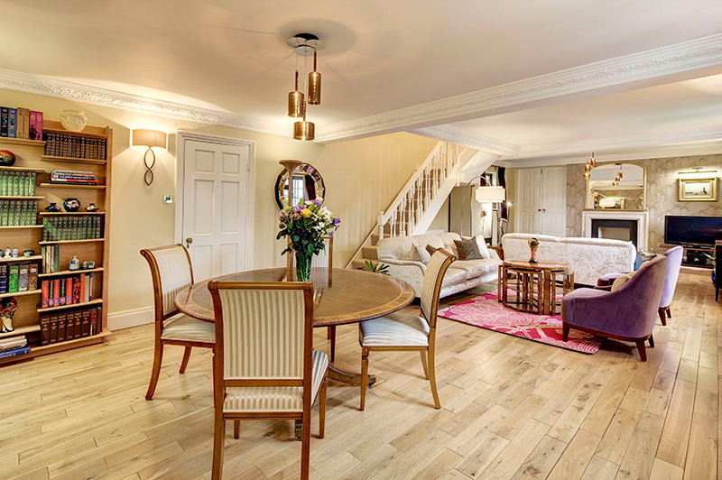 Creating a tranquil, relaxing and conversational living room. - Modern ...