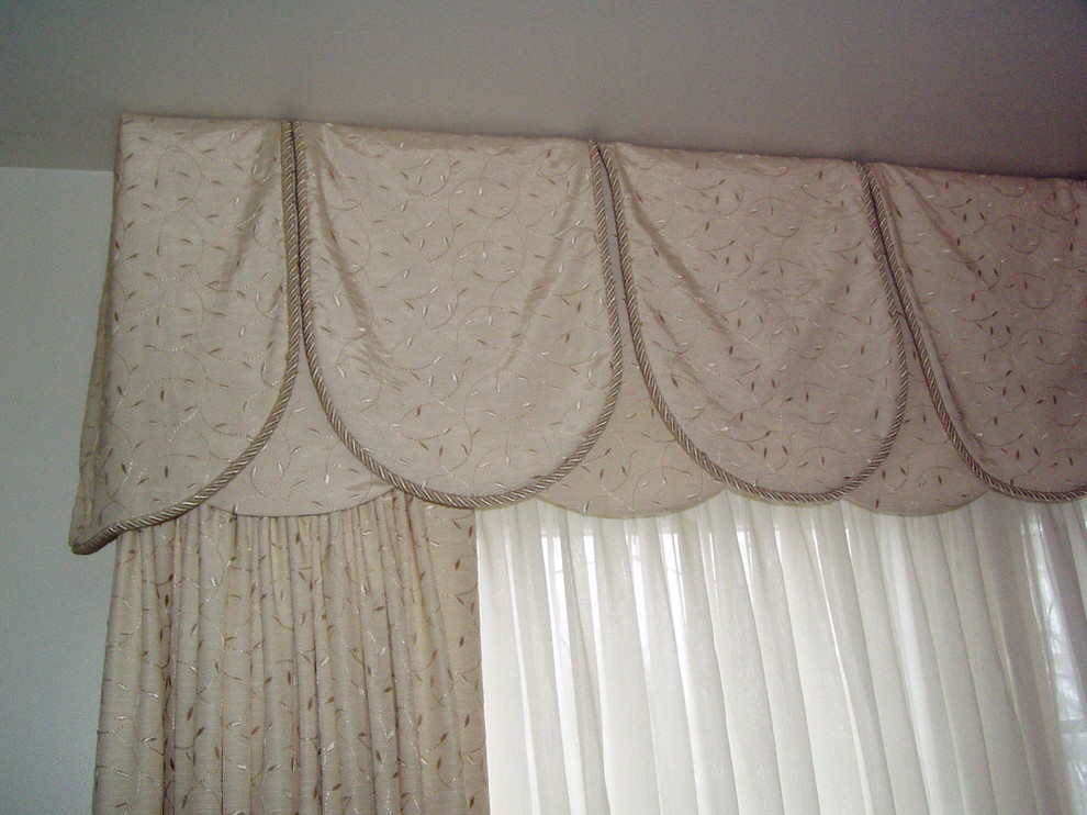 Custom Valance with Draperies and Sheers - Traditional - Living Room ...