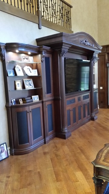 Exclusive TV entertainment wall unit - Traditional - Living Room - New ...