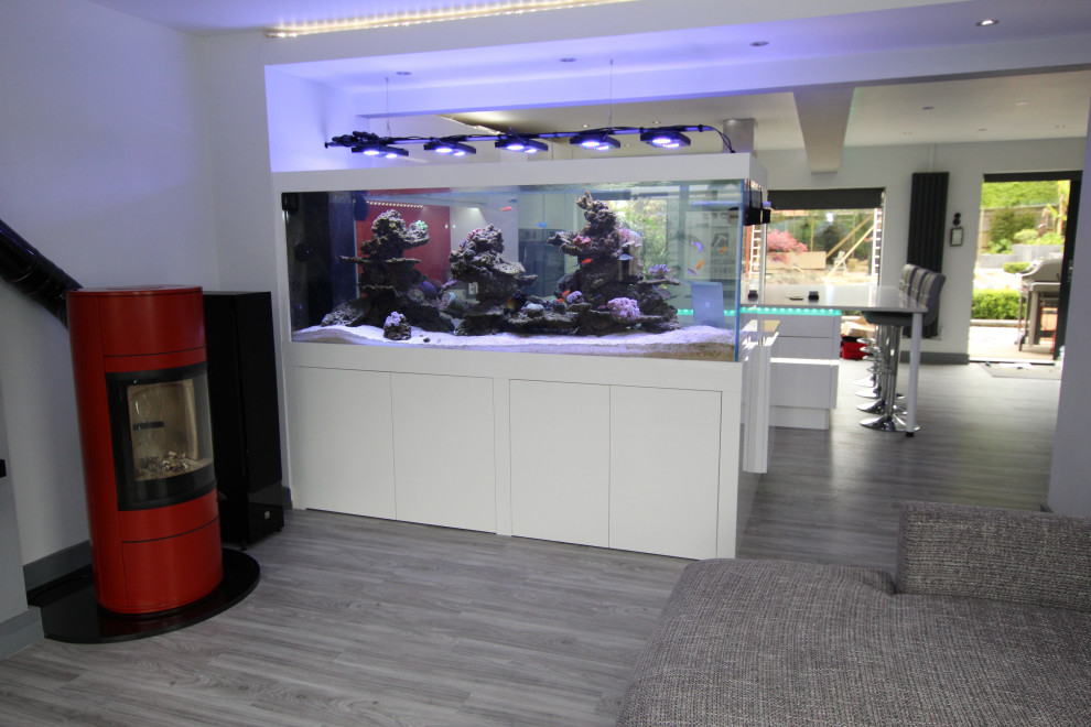 Fish tank - Modern - Living Room - Oxfordshire - by Trufitt Bespoke ...