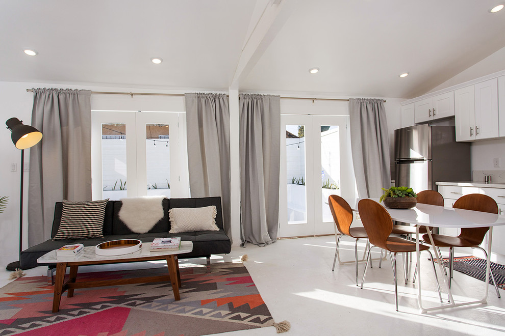 Garage converted into a studio in Los Angeles - Living Room - Bilbao ...