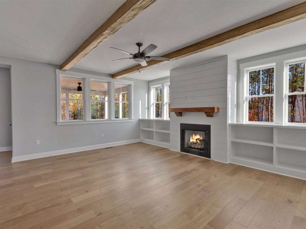 GRAYTHORNE III - Farmhouse - Living Room - Richmond - by Covenant ...