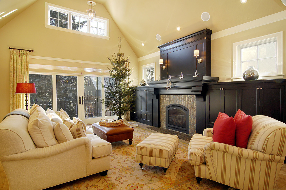 Great Neighborhood Homes - Traditional - Living Room - Minneapolis - by ...