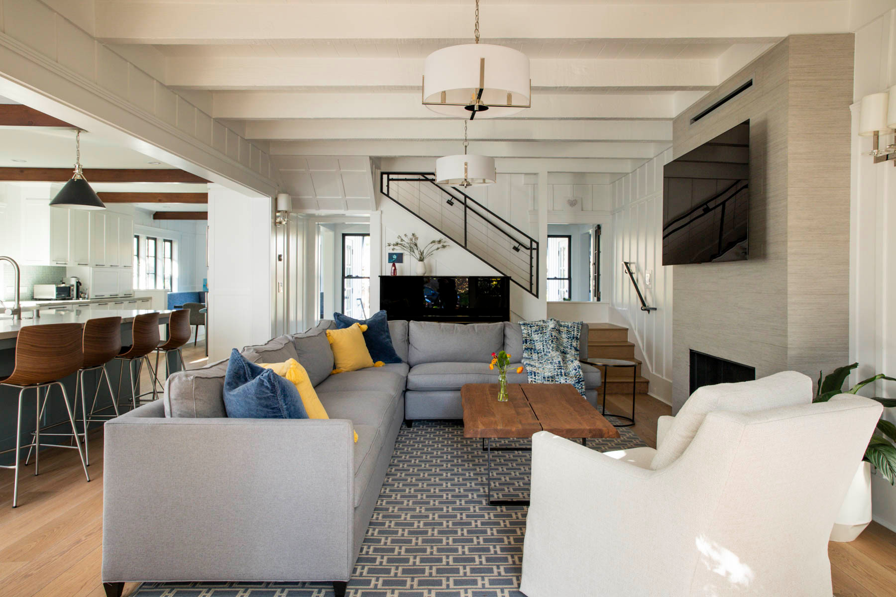 Exposed Ceiling Beams Design Ideas For Living Rooms | Shelly Lighting