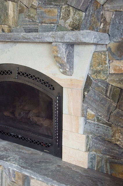 Indoor Fireplace Examples - Classique - Salon - Chicago - par Schwake ...