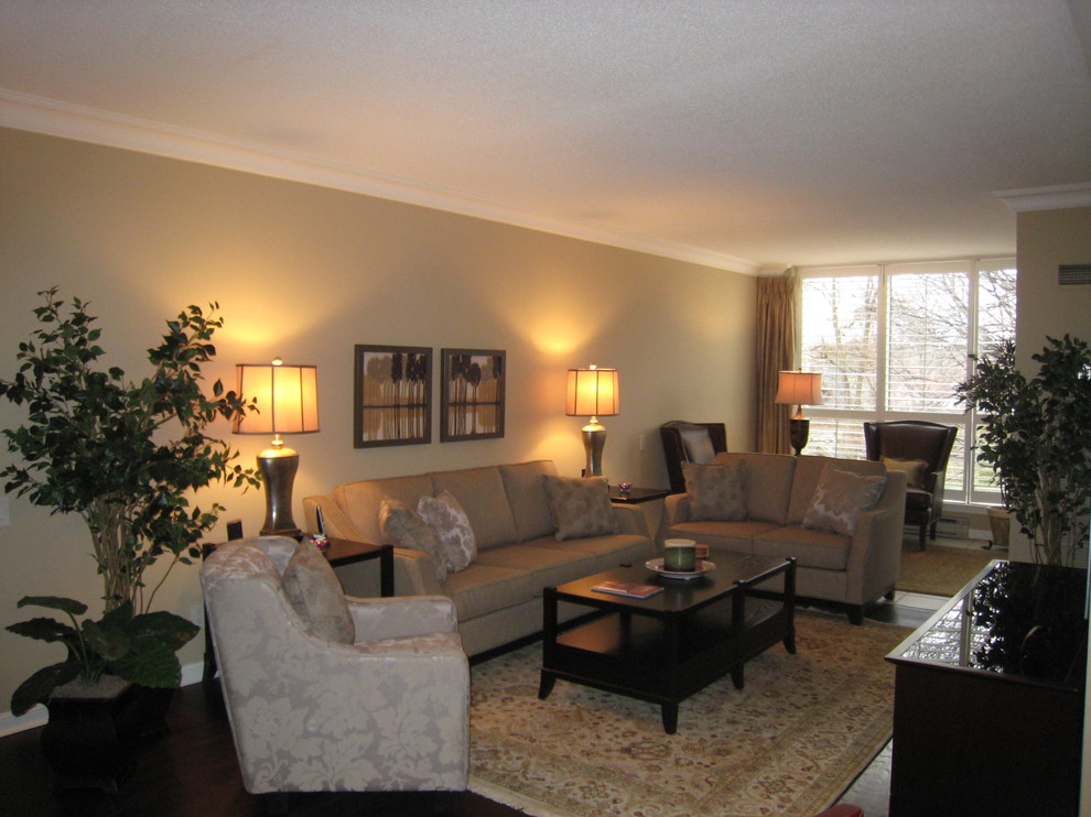 Katherine Joy Interios - Traditional - Living Room - Toronto - by ...