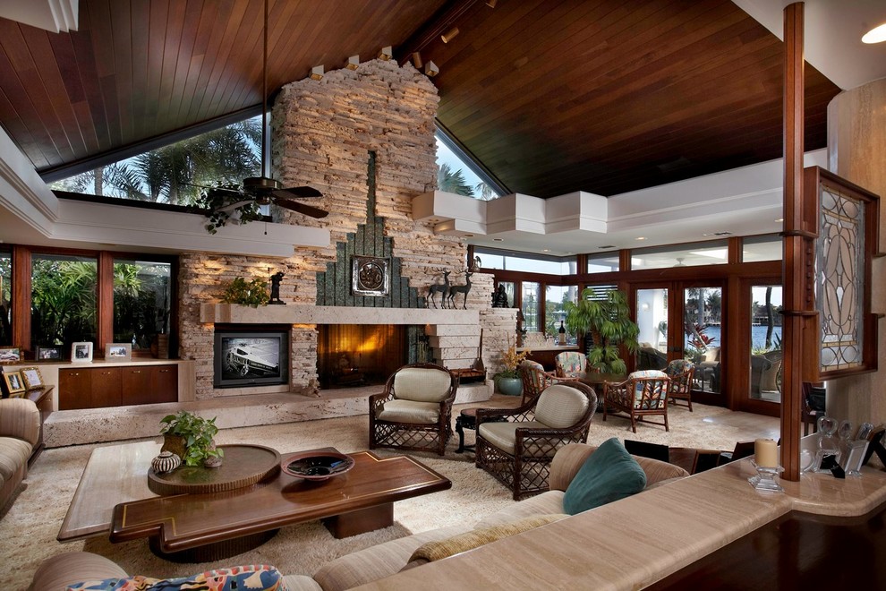 Krupnick House - Traditional - Living Room - Miami - by Dan Duckham ...