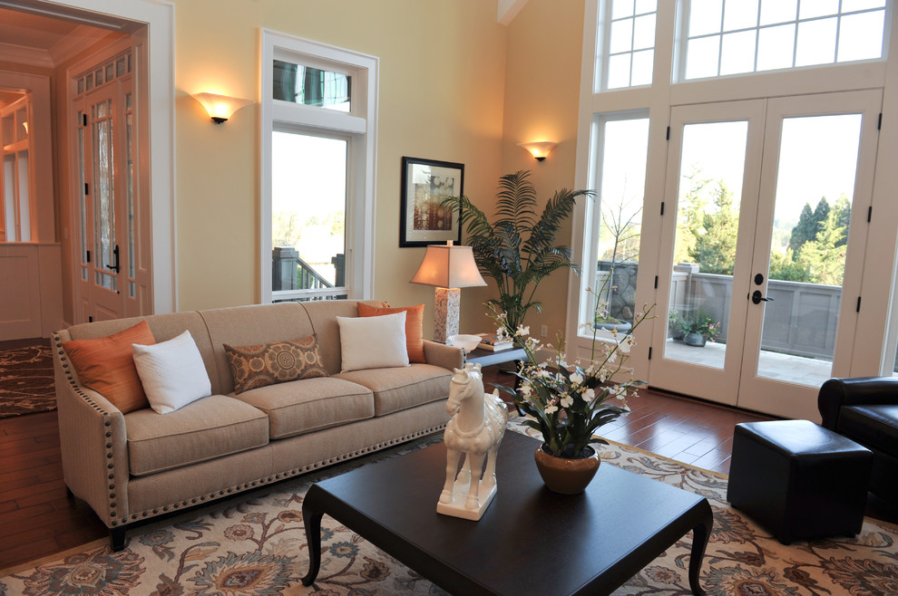 Living Room staged by Synergy Staging - Contemporary - Living Room ...