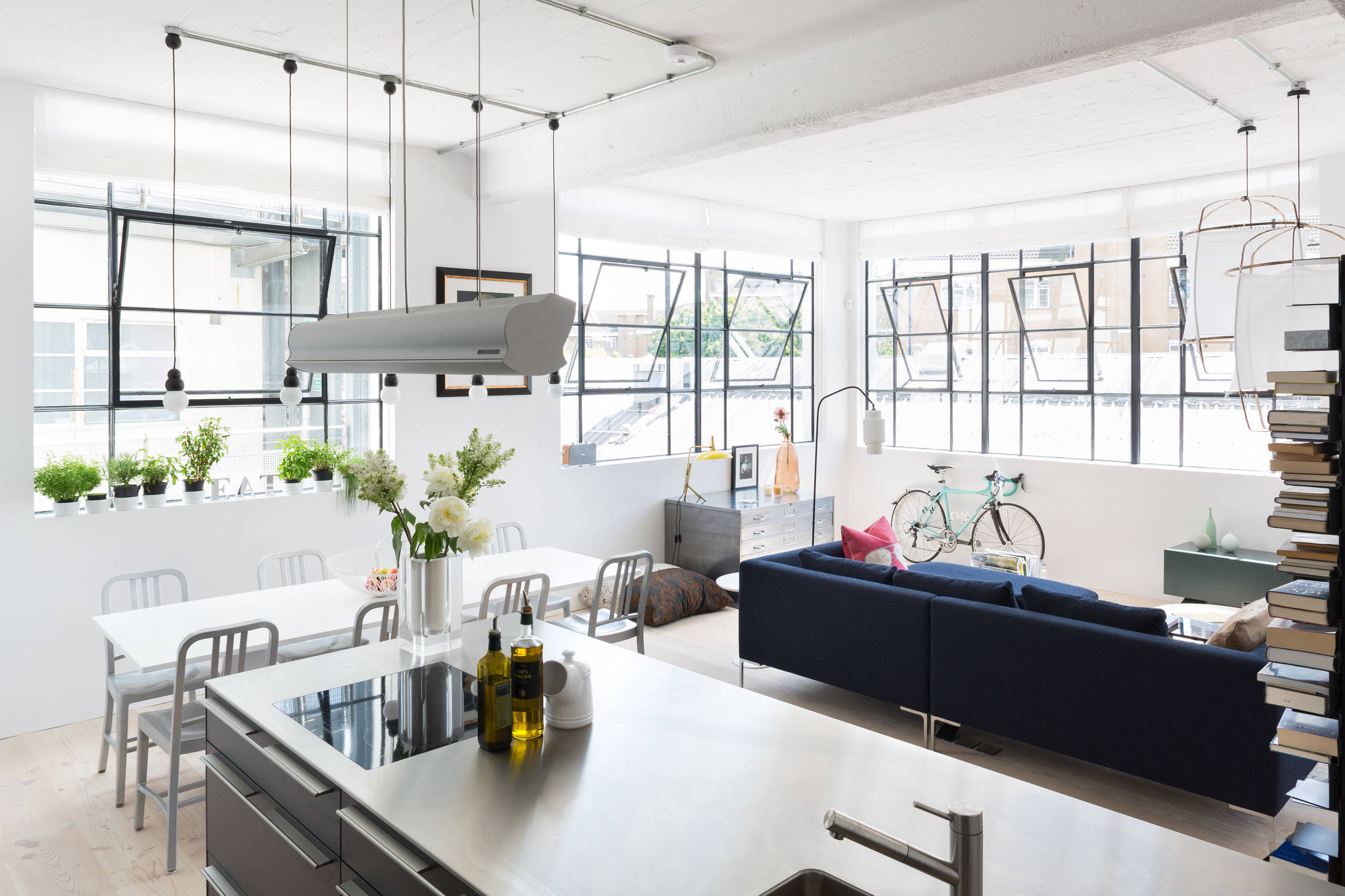 Houzz Tour: A Bright and Open-Plan London Loft | Houzz IE