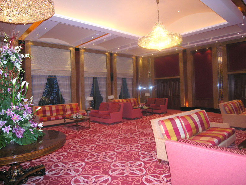Luxury Arabian Family Diwaniya (Ballroom) & Villa - Traditional ...