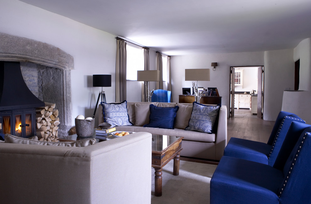Manor House - Traditional - Living Room - Sydney - by Anne Webster ...