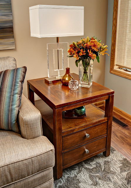 Maple Grove Split-Level | Che Bella Interiors - Classique - Salon ...