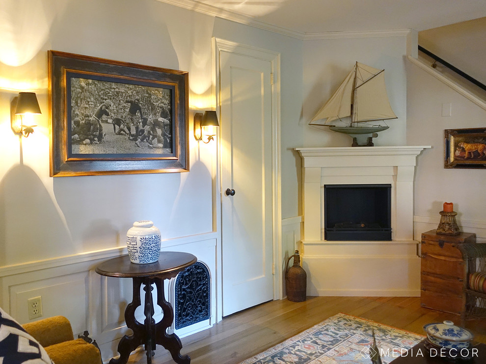 Media Décor Moving Art Screen - Traditional - Living Room ...