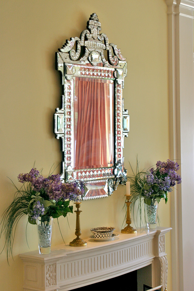 Mercer House - Traditional - Living Room - Miami - by BROWN DAVIS ...