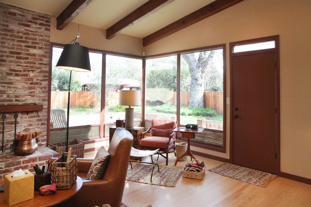 Mid Century Lighting Update - Rétro - Salon - Sacramento - par The ...