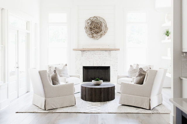 Model Home - Classique Chic - Salon - Atlanta - par Linen & Flax Home ...