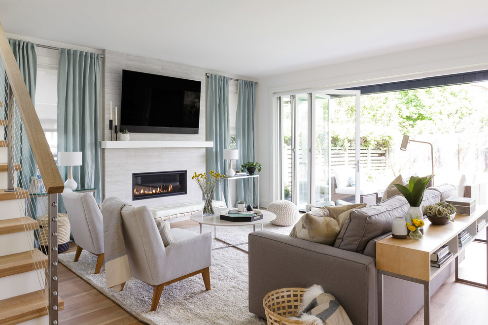 Modern Family in Larkspur - Clásico renovado - Salón - Sacramento - de ...
