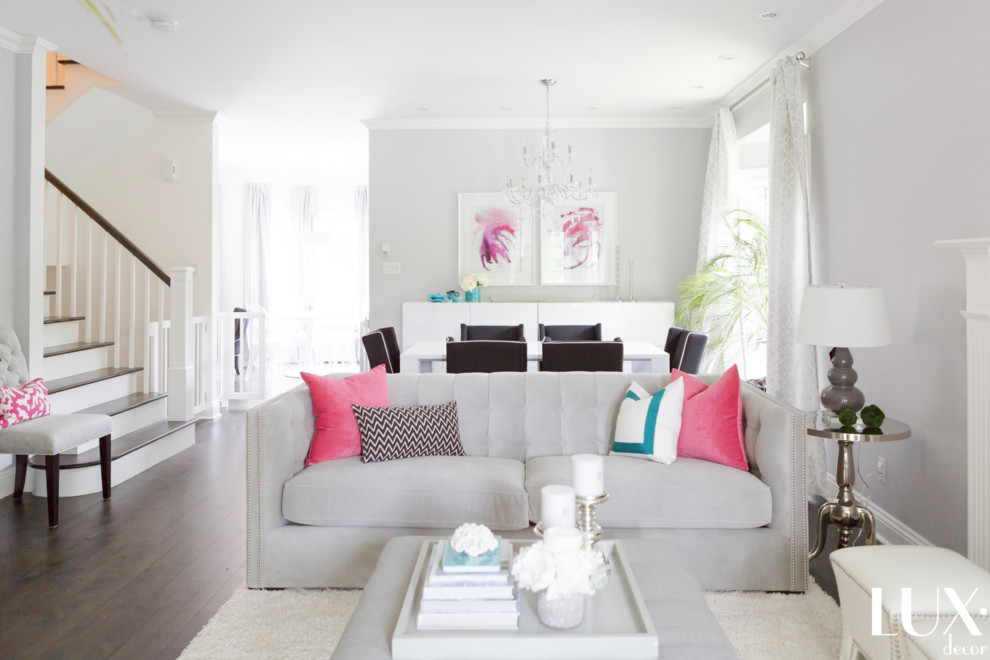 Modern living in a small space - Moderne - Salon - Montréal - par Lux ...