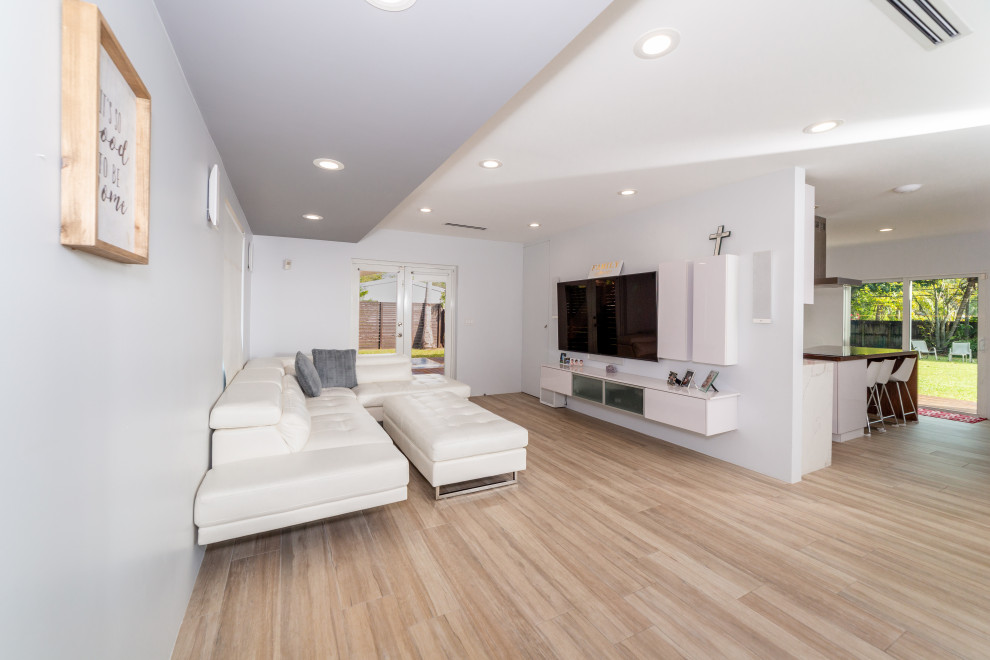 Modern Miami Family Home - Modern - Living Room - Miami - by Cutting ...