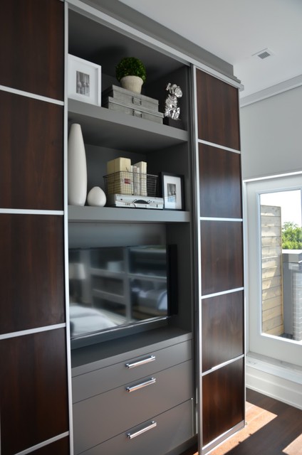 Modern style cabinetry - Modern - Living Room - Toronto - by Watchtower ...