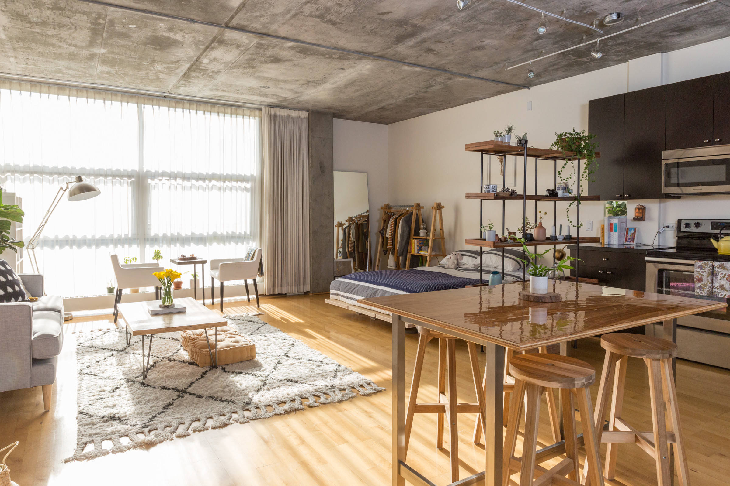 My Houzz: Fashion Pro Brings DIY Charm to Her Studio Loft