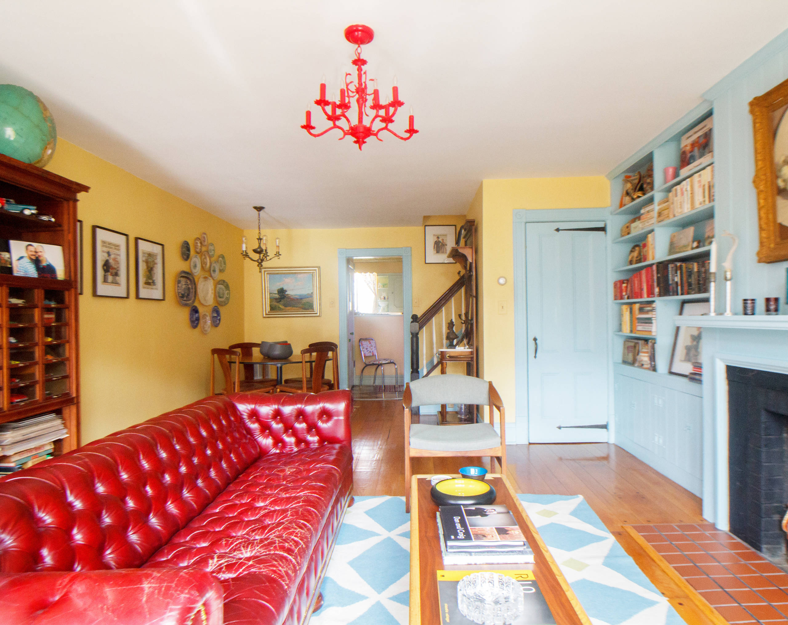 My Houzz: Vibrant Victorian Row House With Midcentury Style