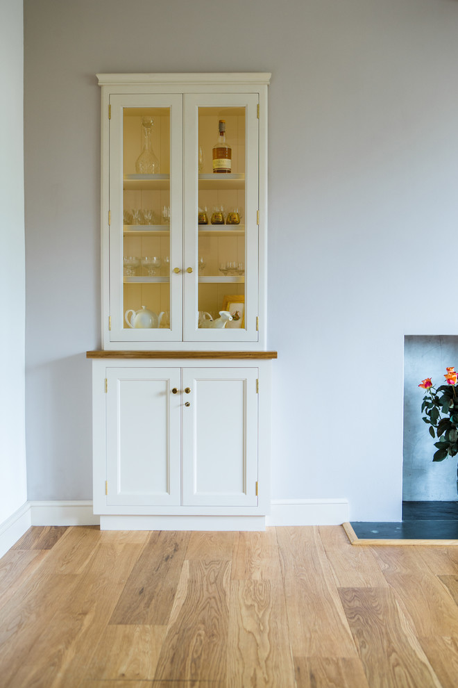 Painted alcove display unit with LED lighting - Traditional - Living ...