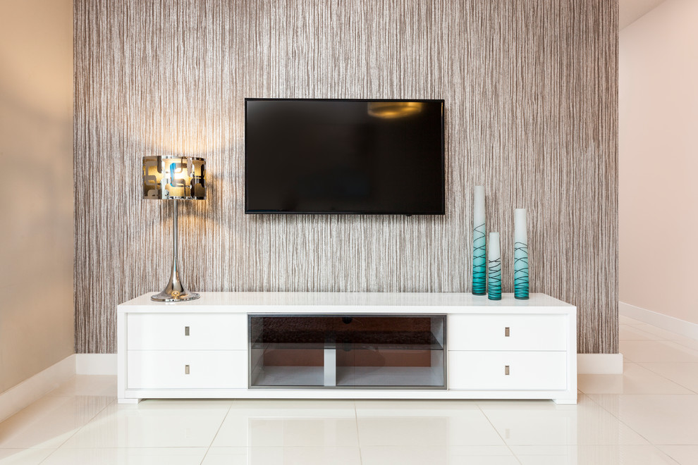 Park Central: Stratton - Modern - Living Room - Miami - by MH2G | Houzz