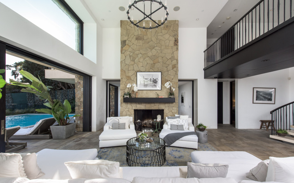 PCH Modern - Contemporary - Living Room - Los Angeles - by Burdge ...
