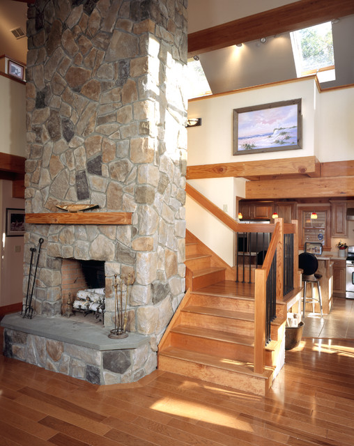 Pondside Modern Post and Beam - Classique - Salon - Manchester - par ...