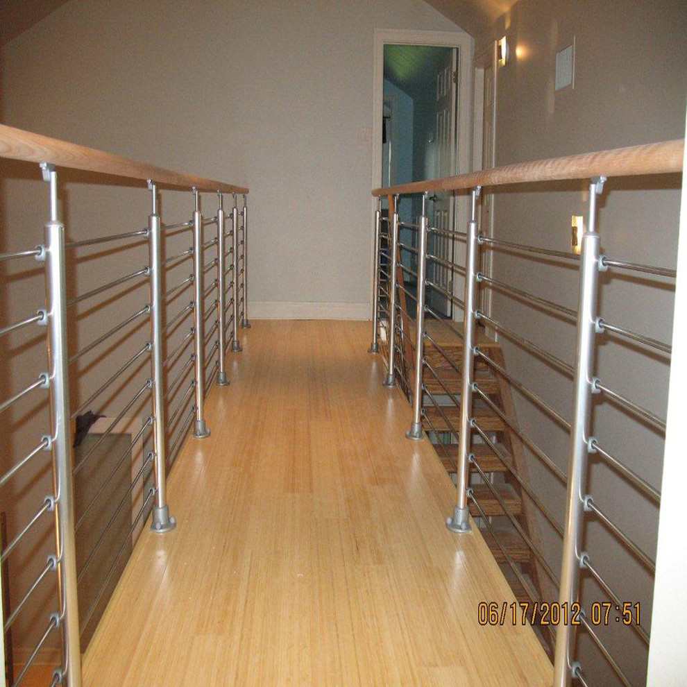 Prova Railing System -Stainless Steel Tube - Modern - Living Room ...