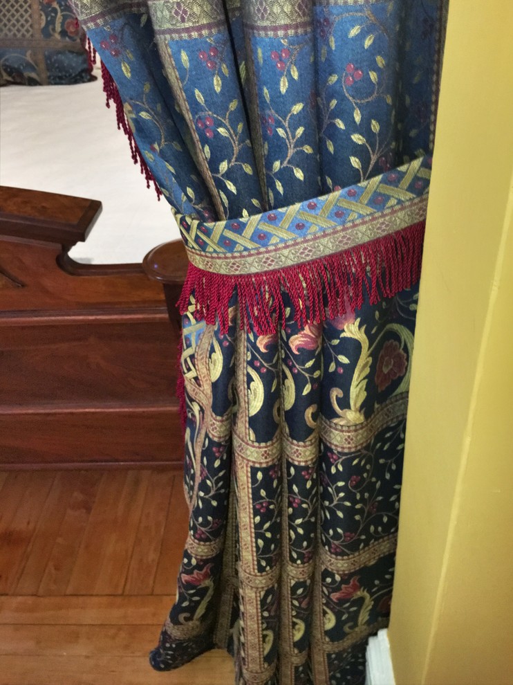 Pullman National Park - The Thomas Dunbar House - Traditional - Living ...