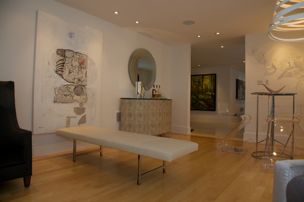 Richmond Hill Artful Home - Modern - Living Room - Toronto - by Petroff ...