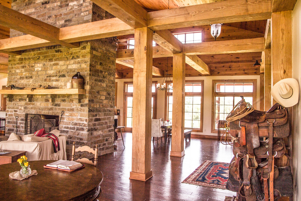 Rustic Living Room - Farmhouse - Living Room - Houston - by Laura ...