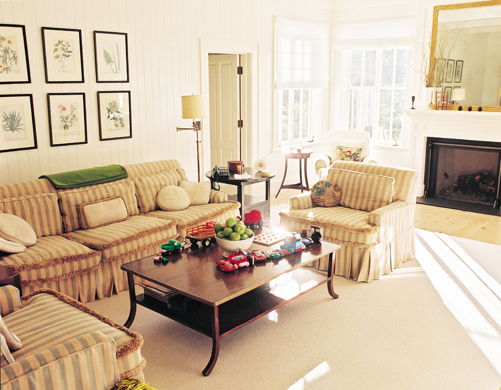 Santa Barbara, CA_Residential Farmhouse - Farmhouse - Living Room ...